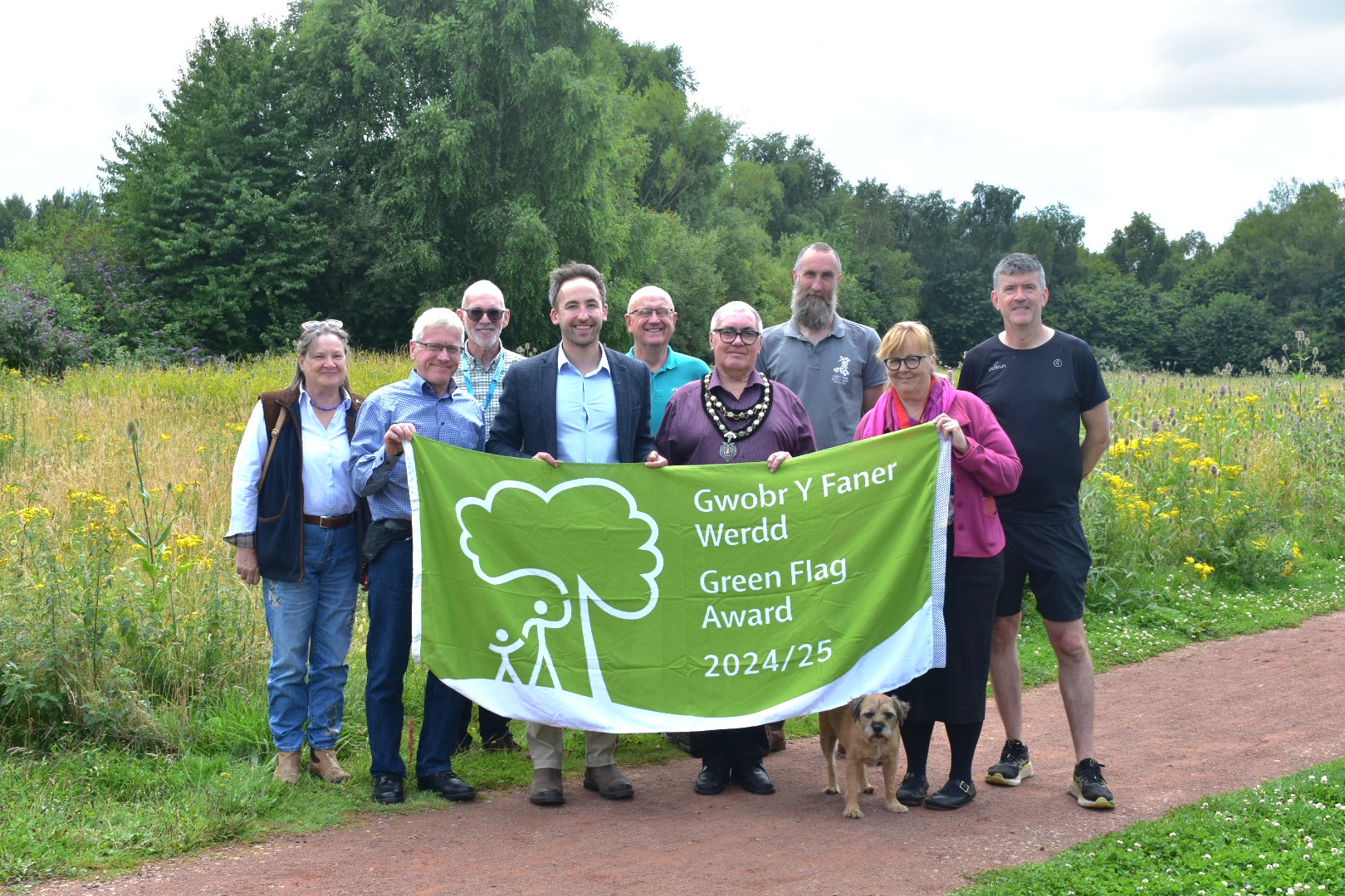 Green Flag status awarded to Rogiet Countryside Park - Monmouthshire
