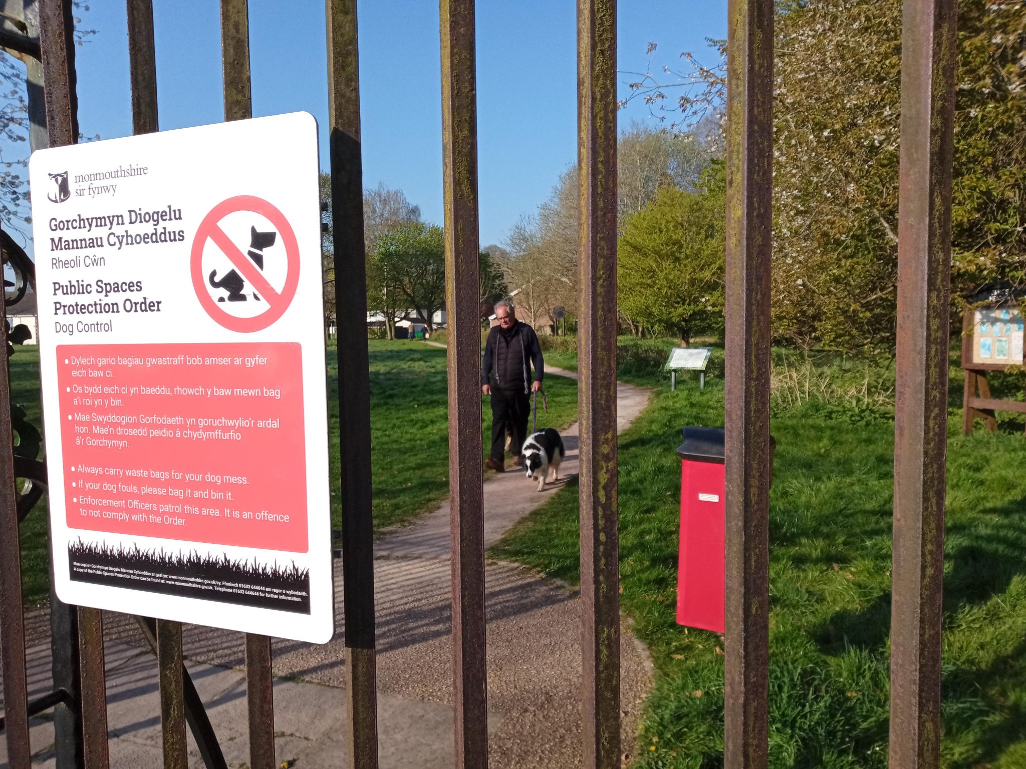 MCC host Dog Fouling Awareness Day - Monmouthshire